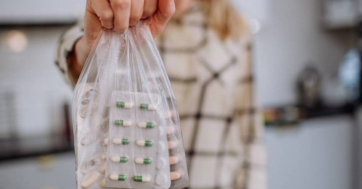 Is It Time to Clean Out Your Medicine Cabinet? - Scripps Health