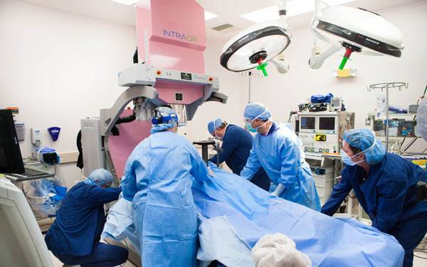 Scripps 1st in Region to Offer Radiation During Surgery