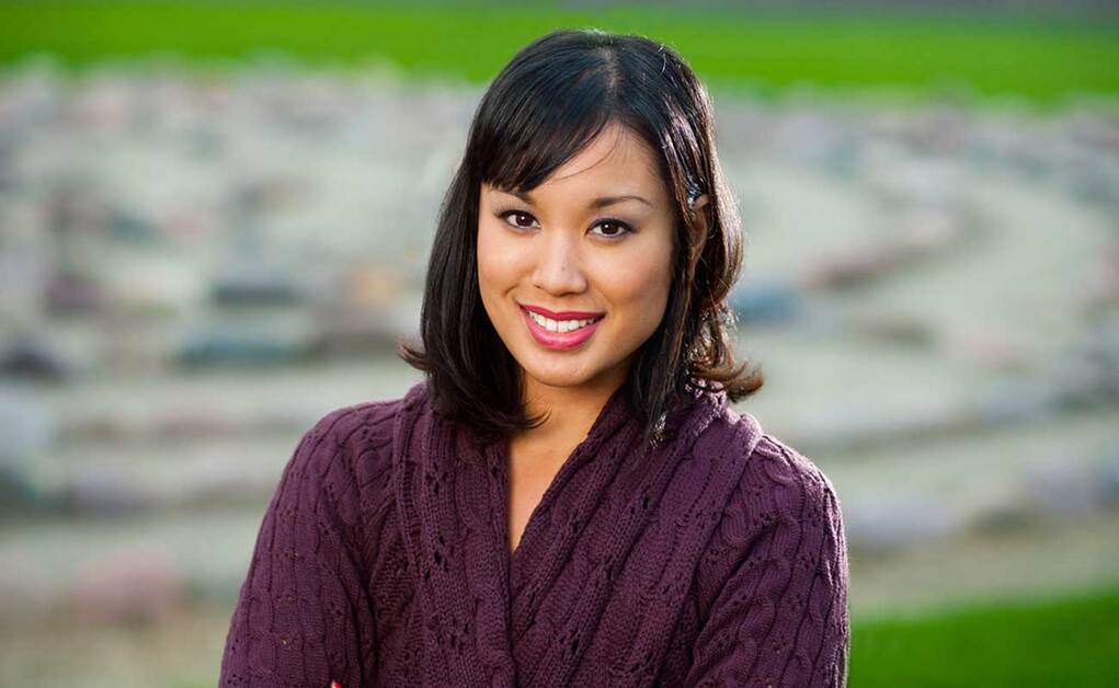Breast Cancer Survivor Offers Hope to Cancer Patients