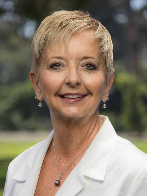 Dr. Amanda Simsiman - Obstetrician Gynecologist - Scripps Health