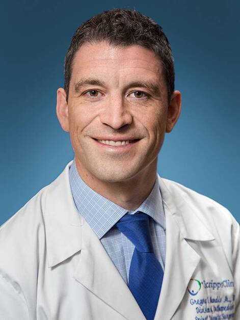 Dr. Gregory Mundis Jr. - Spine Surgeon - Scripps Health